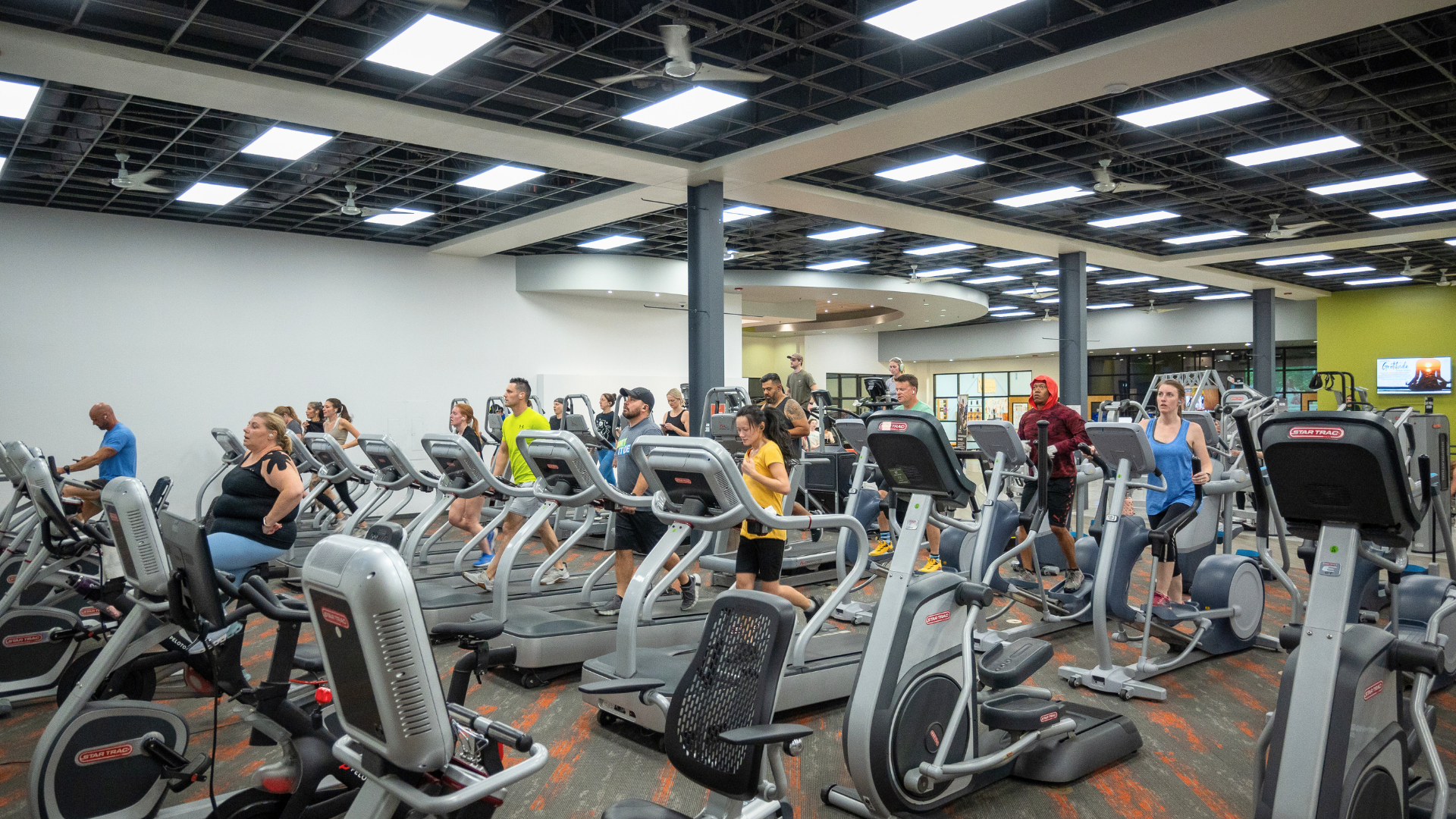 How to Stay Consistent at the Gym in January - Raintree Athletic Club